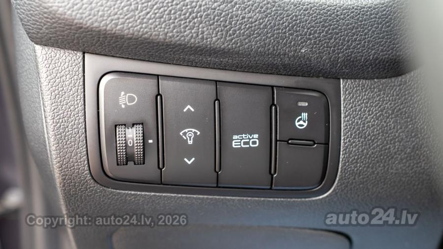 Grey Kia Ceed 2018 in Tallinn, with an engine capacity of 1.60 L and mileage of 125 thousand km for 6750 €, photo 13 on AUTOMOTO.COM.LV