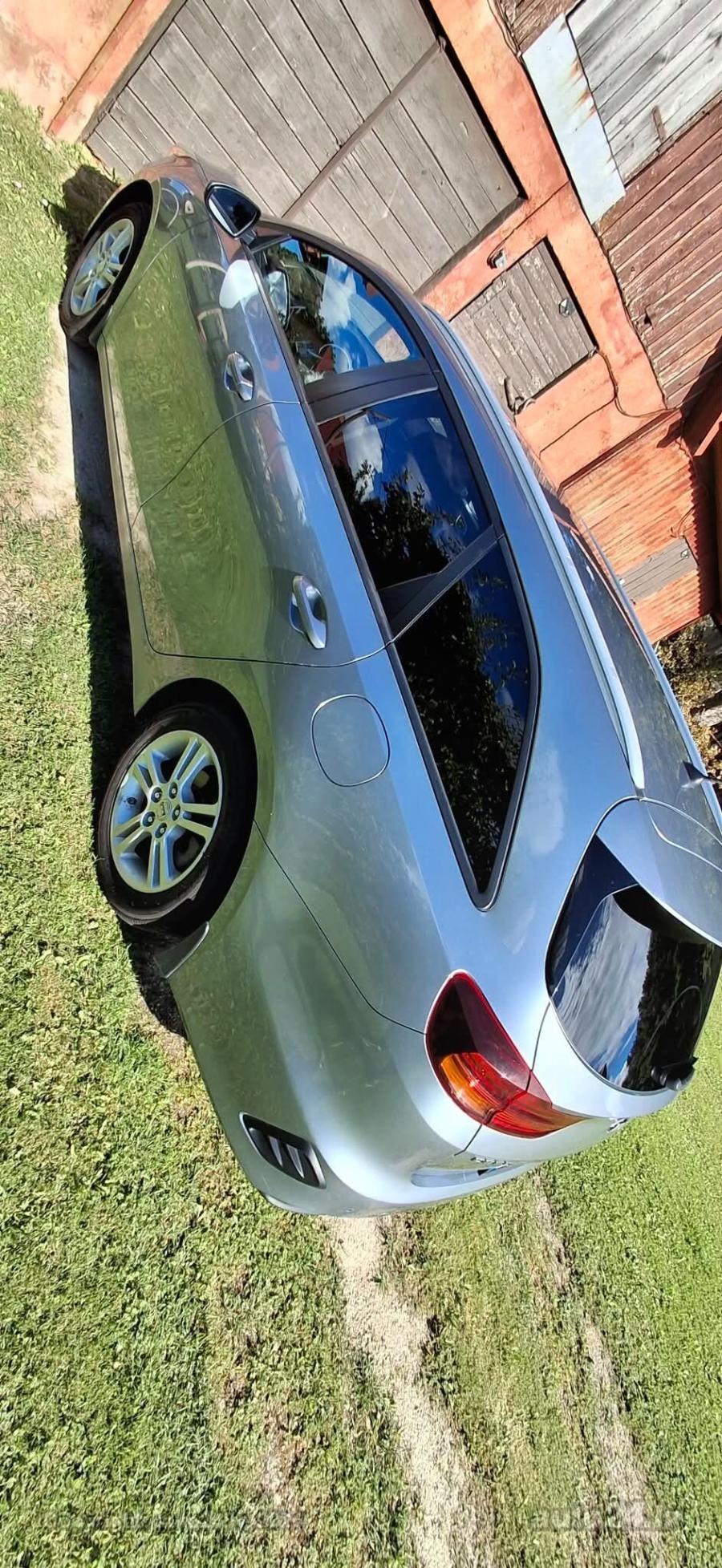 Grey Kia Ceed 2018 in Tallinn, with an engine capacity of 1.60 L and mileage of 193 thousand km for 9500 €, photo 9 on AUTOMOTO.COM.LV