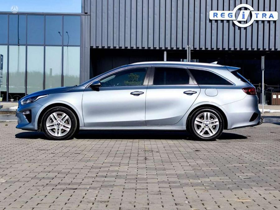 Grey Kia Ceed 2018 in Siauliai, with an engine capacity of 1.60 L and mileage of 217 thousand km for 7590 €, photo 5 on AUTOMOTO.COM.LV