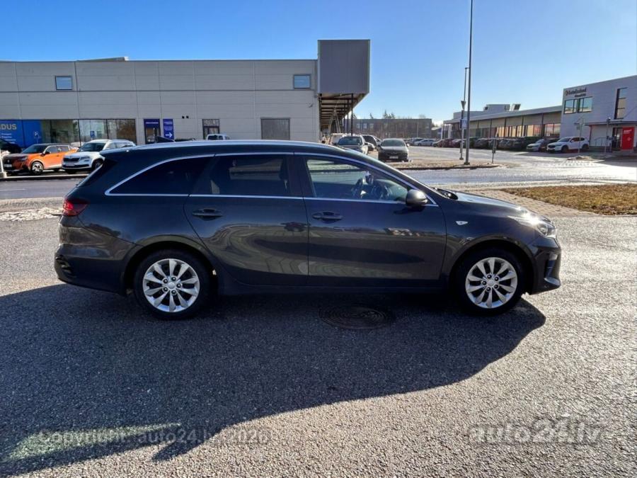 Pelēks Kia Ceed 2019 Tartu, ar dzinēja tilpumu 1.40 L un nobraukumu 90 tūkst. km par 18000 €, foto 4 vietnē AUTOMOTO.COM.LV