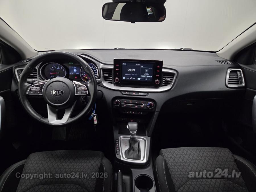 Grey Kia Ceed 2019 in Tallinn, with an engine capacity of 1.40 L and mileage of 84 thousand km for 12900 €, photo 8 on AUTOMOTO.COM.LV