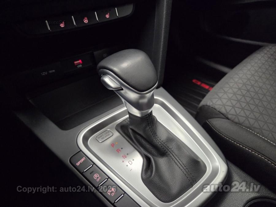 Grey Kia Ceed 2019 in Tallinn, with an engine capacity of 1.40 L and mileage of 84 thousand km for 12900 €, photo 13 on AUTOMOTO.COM.LV