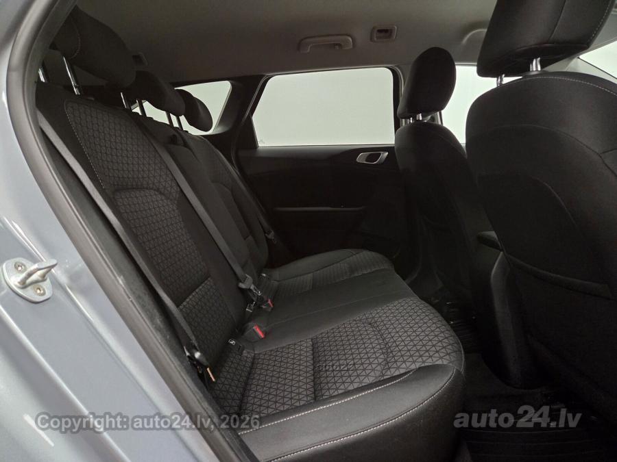 Grey Kia Ceed 2019 in Tallinn, with an engine capacity of 1.40 L and mileage of 84 thousand km for 12900 €, photo 21 on AUTOMOTO.COM.LV