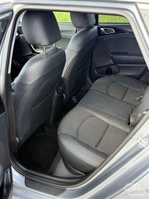 Pelēks Kia Ceed 2019 Kauņa, ar dzinēja tilpumu 1.60 L un nobraukumu 162 tūkst. km par 9850 €, foto 9 vietnē AUTOMOTO.COM.LV
