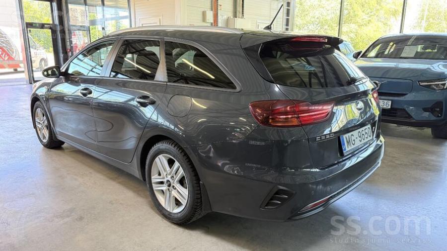 Pelēks Kia Ceed 2019 Rīga, ar dzinēja tilpumu 1.40 L un nobraukumu 92 tūkst. km par 9900 €, foto 4 vietnē AUTOMOTO.COM.LV