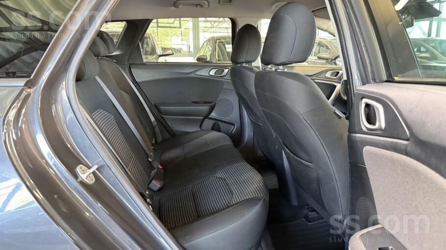 Pelēks Kia Ceed 2019 Rīga, ar dzinēja tilpumu 1.40 L un nobraukumu 92 tūkst. km par 9900 €, foto 15 vietnē AUTOMOTO.COM.LV