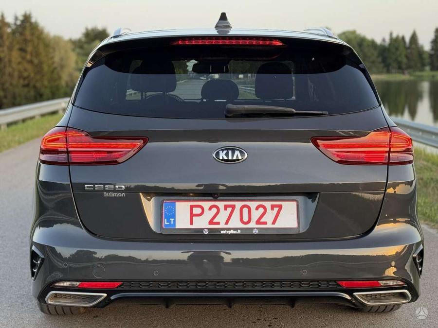 Grey Kia Ceed 2019 in Raseiniai, with an engine capacity of 1.60 L and mileage of 279 thousand km for 9999 €, photo 9 on AUTOMOTO.COM.LV