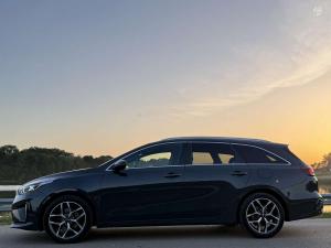 Grey Kia Ceed 2019 in Raseiniai, with an engine capacity of 1.60 L and mileage of 279 thousand km for 9999 €, photo 10 on AUTOMOTO.COM.LV