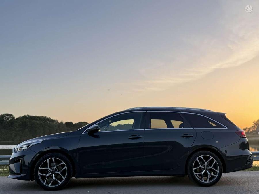 Grey Kia Ceed 2019 in Raseiniai, with an engine capacity of 1.60 L and mileage of 279 thousand km for 9999 €, photo 10 on AUTOMOTO.COM.LV