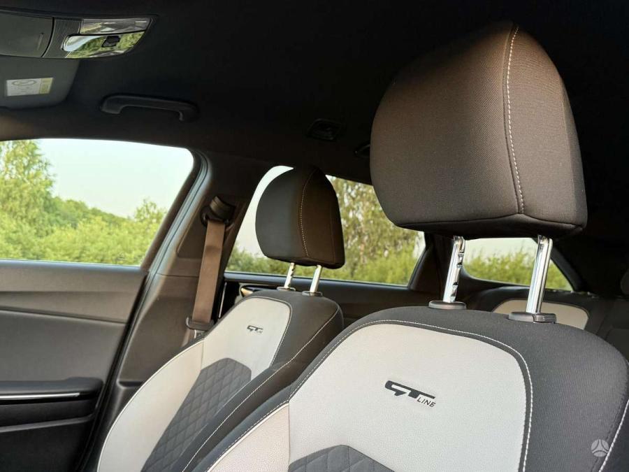 Grey Kia Ceed 2019 in Raseiniai, with an engine capacity of 1.60 L and mileage of 279 thousand km for 9999 €, photo 20 on AUTOMOTO.COM.LV