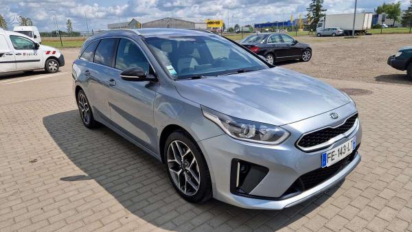 Pelēks Kia Ceed 2019 Marijampole, ar dzinēja tilpumu 1.60 L un nobraukumu 183 tūkst. km par 10284 €, foto 2 vietnē AUTOMOTO.COM.LV