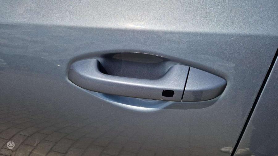 Grey Kia Ceed 2019 in Marijampole, with an engine capacity of 1.60 L and mileage of 183 thousand km for 10284 €, photo 11 on AUTOMOTO.COM.LV