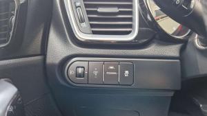Grey Kia Ceed 2019 in Marijampole, with an engine capacity of 1.60 L and mileage of 183 thousand km for 10284 €, photo 23 on AUTOMOTO.COM.LV