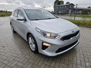 Grey Kia Ceed 2019 in Taurage, with an engine capacity of 1.60 L and mileage of 250 thousand km for 5700 €, photo 3 on AUTOMOTO.COM.LV