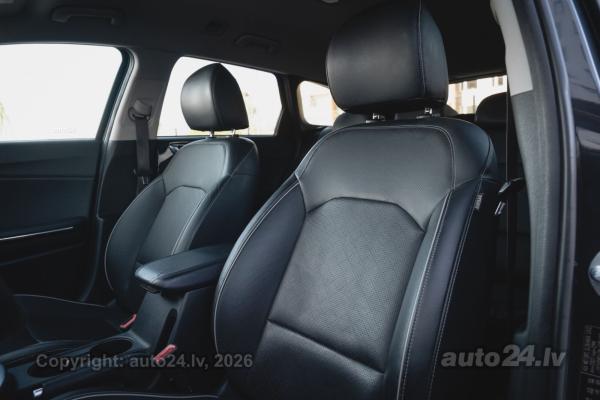 Grey Kia Ceed 2019 in Tartu, with an engine capacity of 1.40 L and mileage of 181 thousand km for 11499 €, photo 9 on AUTOMOTO.COM.LV