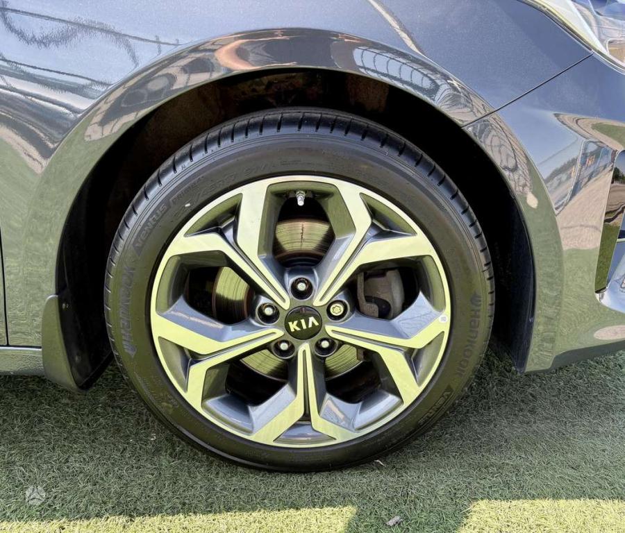 Pelēks Kia Ceed 2019 Panevēža, ar dzinēja tilpumu 1.35 L un nobraukumu 150 tūkst. km par 12700 €, foto 9 vietnē AUTOMOTO.COM.LV