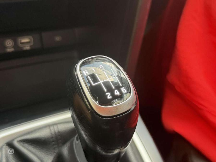 Pelēks Kia Ceed 2019 Kauņa, ar dzinēja tilpumu 1.60 L un nobraukumu 147 tūkst. km par 10500 €, foto 14 vietnē AUTOMOTO.COM.LV