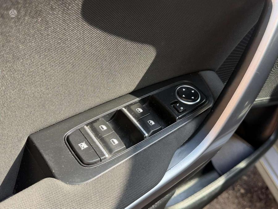 Pelēks Kia Ceed 2019 Kauņa, ar dzinēja tilpumu 1.60 L un nobraukumu 147 tūkst. km par 10500 €, foto 27 vietnē AUTOMOTO.COM.LV
