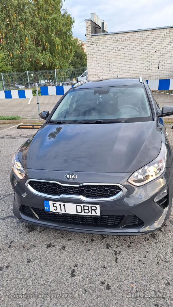 Grey Kia Ceed 2019 in Tallinn, with an engine capacity of 1.60 L and mileage of 122 thousand km for 8990 €, photo 4 on AUTOMOTO.COM.LV