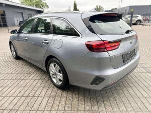 Grey Kia Ceed 2019 in Kaunas, with an engine capacity of 1.00 L and mileage of 184 thousand km for 7500 €, photo 5 on AUTOMOTO.COM.LV
