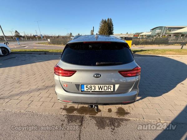 Grey Kia Ceed 2020 in Tallinn, with an engine capacity of 1.40 L and mileage of 127 thousand km for 15000 €, photo 8 on AUTOMOTO.COM.LV