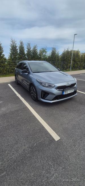 Grey Kia Ceed 2020 in Tallinn, with an engine capacity of 1.40 L and mileage of 213 thousand km for 12600 €, photo 3 on AUTOMOTO.COM.LV