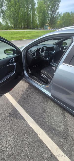 Grey Kia Ceed 2020 in Tallinn, with an engine capacity of 1.40 L and mileage of 213 thousand km for 12600 €, photo 6 on AUTOMOTO.COM.LV
