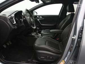 Grey Kia Ceed 2020 in Vilnius, with an engine capacity of 1.60 L and mileage of 165 thousand km for 12699 €, photo 5 on AUTOMOTO.COM.LV