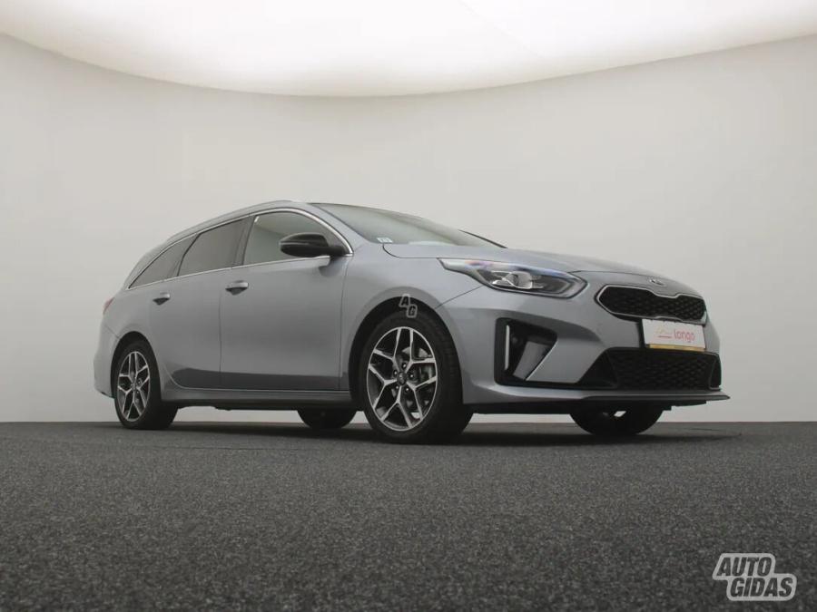 Grey Kia Ceed 2020 in Vilnius, with an engine capacity of 1.60 L and mileage of 165 thousand km for 12699 €, photo 12 on AUTOMOTO.COM.LV