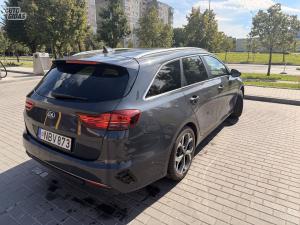 Grey Kia Ceed 2020 in Kaunas, with an engine capacity of 1.60 L and mileage of 183 thousand km for 13500 €, photo 6 on AUTOMOTO.COM.LV
