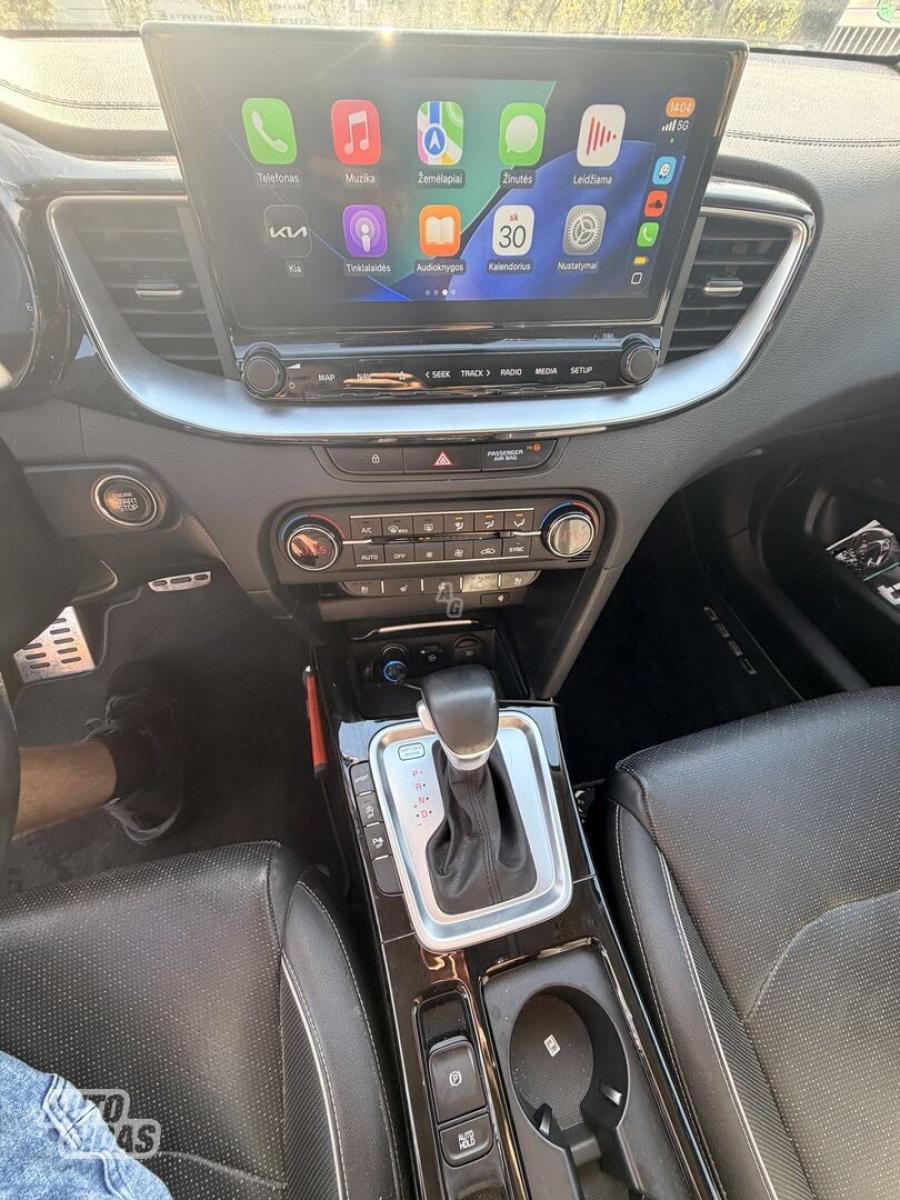 Grey Kia Ceed 2020 in Kaunas, with an engine capacity of 1.60 L and mileage of 183 thousand km for 13500 €, photo 17 on AUTOMOTO.COM.LV