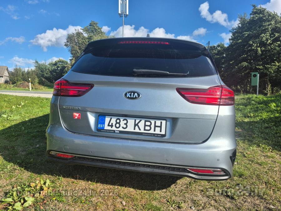 Pelēks Kia Ceed 2020 Tallina, ar dzinēja tilpumu 1.40 L un nobraukumu 72 tūkst. km par 12900 €, foto 4 vietnē AUTOMOTO.COM.LV