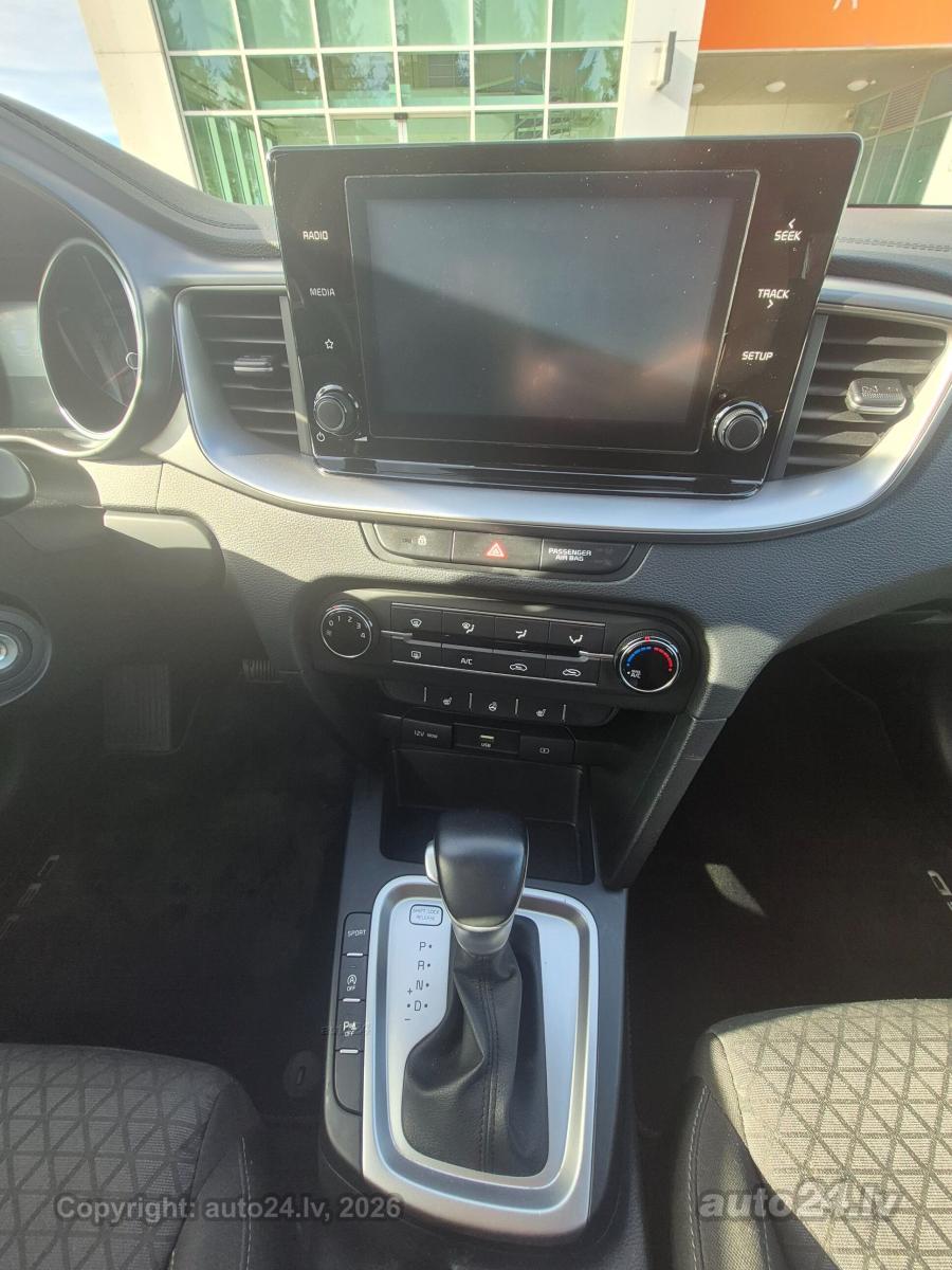 Pelēks Kia Ceed 2020 Tallina, ar dzinēja tilpumu 1.40 L un nobraukumu 72 tūkst. km par 12900 €, foto 8 vietnē AUTOMOTO.COM.LV