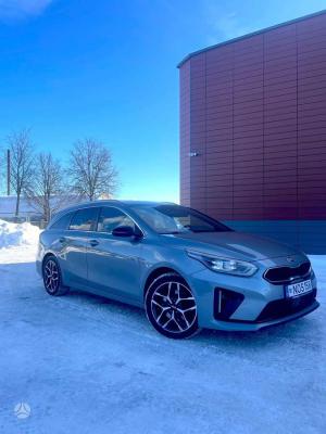 Grey Kia Ceed 2021 in Silute, with an engine capacity of 1.60 L and mileage of 218 thousand km for 11800 €, photo  on AUTOMOTO.COM.LV
