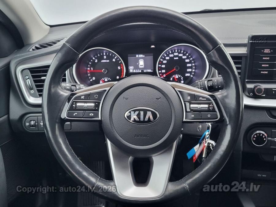 Pelēks Kia Ceed 2021 Tallina, ar dzinēja tilpumu 1.60 L un nobraukumu 122 tūkst. km par 12495 €, foto 12 vietnē AUTOMOTO.COM.LV