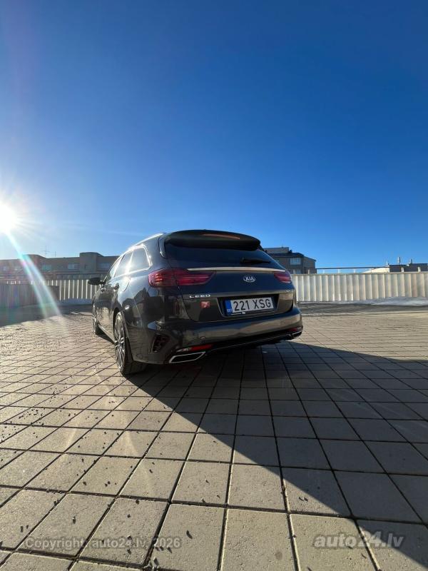 Grey Kia Ceed 2021 in Tallinn, with an engine capacity of 1.40 L and mileage of 64 thousand km for 18499 €, photo 4 on AUTOMOTO.COM.LV
