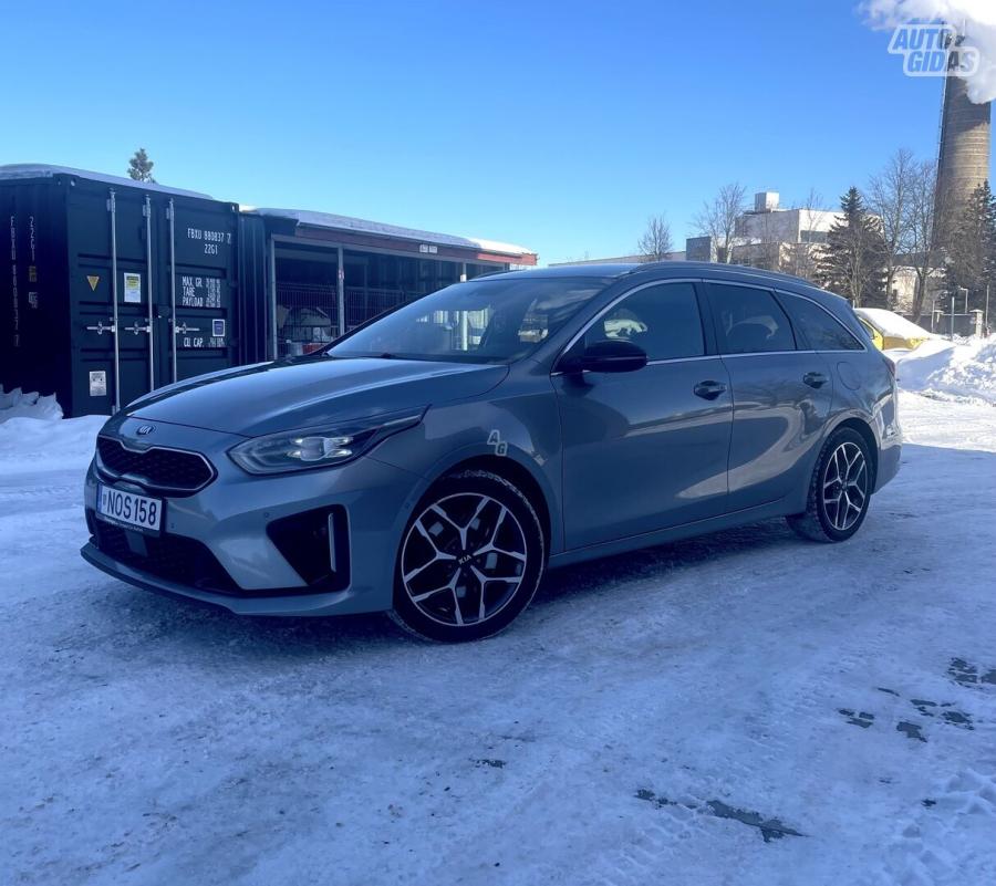 Grey Kia Ceed 2021 in Klaipeda, with an engine capacity of 1.60 L and mileage of 219 thousand km for 11500 €, photo 3 on AUTOMOTO.COM.LV