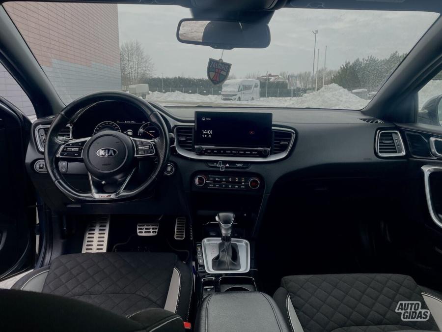 Grey Kia Ceed 2021 in Klaipeda, with an engine capacity of 1.60 L and mileage of 219 thousand km for 11500 €, photo 11 on AUTOMOTO.COM.LV