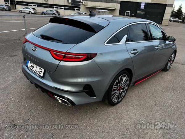 Grey Kia Ceed 2021 in Tartu, with an engine capacity of 1.60 L and mileage of 62 thousand km for 23900 €, photo 1 on AUTOMOTO.COM.LV