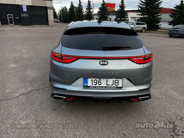 Grey Kia Ceed 2021 in Tartu, with an engine capacity of 1.60 L and mileage of 62 thousand km for 23900 €, photo 4 on AUTOMOTO.COM.LV