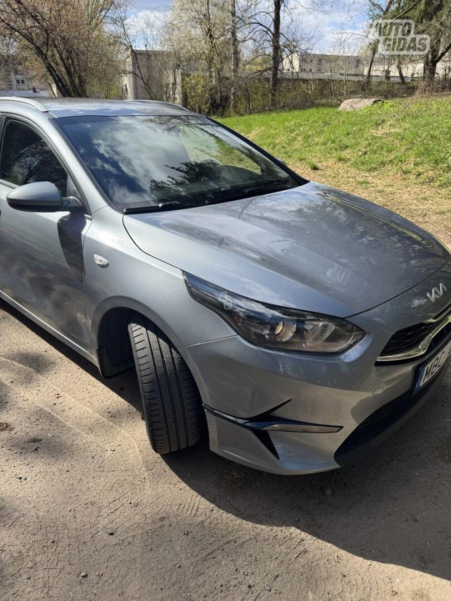 Pelēks Kia Ceed 2021 Viļņa, ar dzinēja tilpumu 1.50 L un nobraukumu 62 tūkst. km par 15100 €, foto 1 vietnē AUTOMOTO.COM.LV