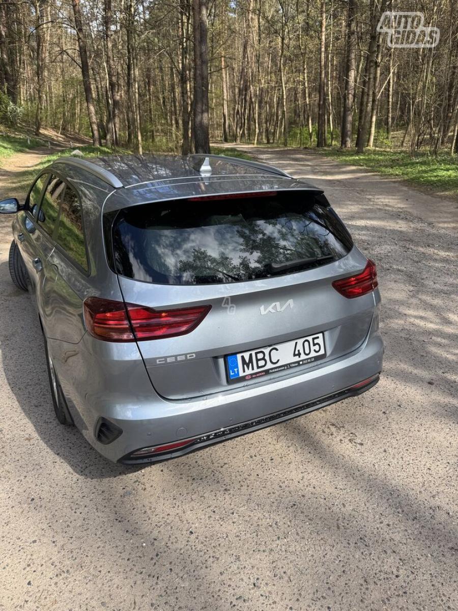 Pelēks Kia Ceed 2021 Viļņa, ar dzinēja tilpumu 1.50 L un nobraukumu 62 tūkst. km par 15100 €, foto 4 vietnē AUTOMOTO.COM.LV