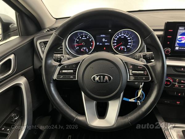 Grey Kia Ceed 2021 in Rakvere, with an engine capacity of 1.48 L and mileage of 91 thousand km for 15490 €, photo 9 on AUTOMOTO.COM.LV