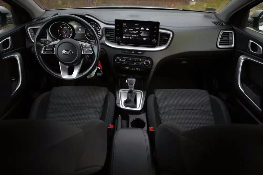 Pelēks Kia Ceed 2021 Jelgava, ar dzinēja tilpumu 1.60 L un nobraukumu 70 tūkst. km par 15300 €, foto 8 vietnē AUTOMOTO.COM.LV