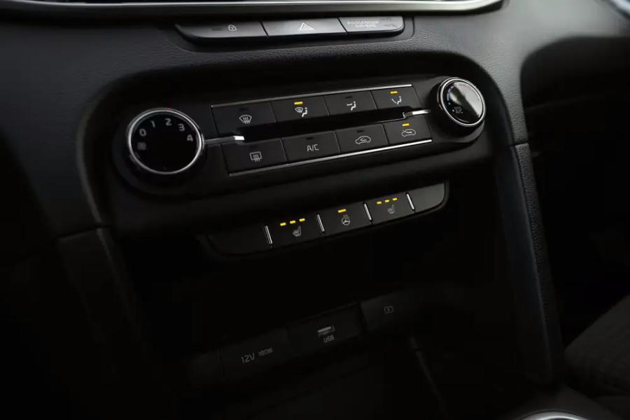 Pelēks Kia Ceed 2021 Jelgava, ar dzinēja tilpumu 1.60 L un nobraukumu 70 tūkst. km par 15300 €, foto 13 vietnē AUTOMOTO.COM.LV