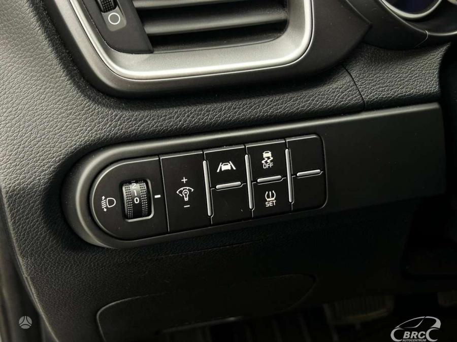 Pelēks Kia Ceed 2021 Viļņa, ar dzinēja tilpumu 1.48 L un nobraukumu 62 tūkst. km par 14800 €, foto 16 vietnē AUTOMOTO.COM.LV