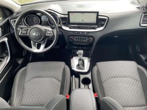 Grey Kia Ceed 2021 in Vilnius, with an engine capacity of 1.60 L and mileage of 140 thousand km for 9950 €, photo 7 on AUTOMOTO.COM.LV