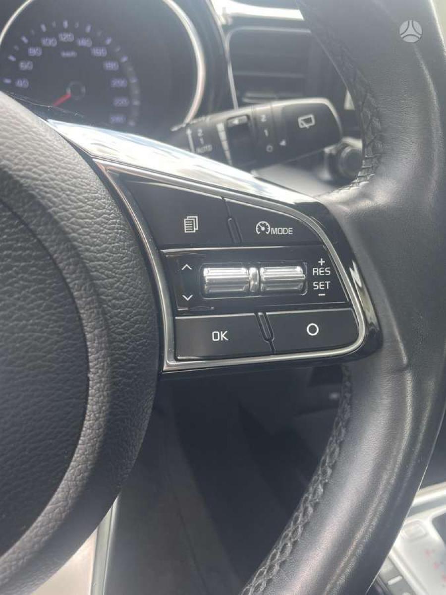 Grey Kia Ceed 2021 in Vilnius, with an engine capacity of 1.60 L and mileage of 140 thousand km for 9950 €, photo 16 on AUTOMOTO.COM.LV