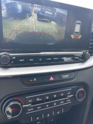 Grey Kia Ceed 2021 in Vilnius, with an engine capacity of 1.60 L and mileage of 140 thousand km for 9950 €, photo 13 on AUTOMOTO.COM.LV