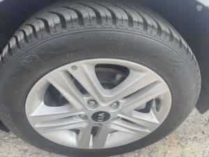 Grey Kia Ceed 2021 in Vilnius, with an engine capacity of 1.60 L and mileage of 140 thousand km for 9950 €, photo 23 on AUTOMOTO.COM.LV